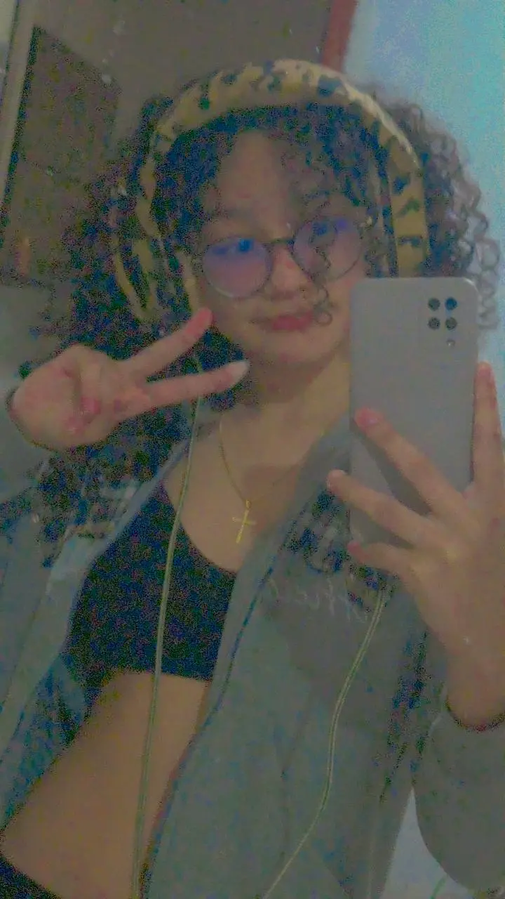 sara Estanislau Serviços, Packs, Fotos, Vídeos e Perfis